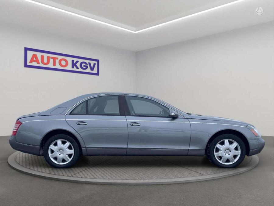 Pelēks Maybach 57 2008 Viļņa, ar dzinēja tilpumu 5.50 L un nobraukumu 151 tūkst. km par 56999 €, foto 7 vietnē AUTOMOTO.COM.LV