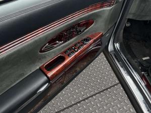 Pelēks Maybach 57 2008 Viļņa, ar dzinēja tilpumu 5.50 L un nobraukumu 151 tūkst. km par 56999 €, foto 13 vietnē AUTOMOTO.COM.LV