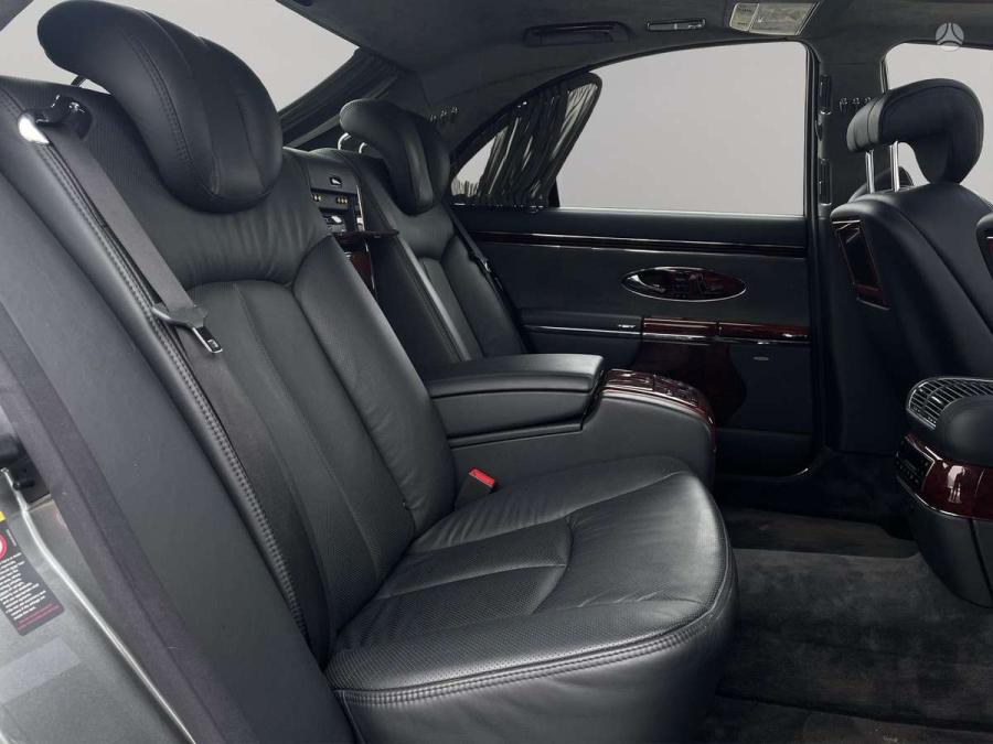 Pelēks Maybach 57 2008 Viļņa, ar dzinēja tilpumu 5.50 L un nobraukumu 151 tūkst. km par 49999 €, foto 11 vietnē AUTOMOTO.COM.LV