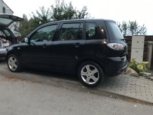 Черный Мазда 2 2006 в Алитус, объемом двигателя 1.40 л и пробегом 240 тыс. км за 1199 €, фото 5 на AUTOMOTO.COM.LV