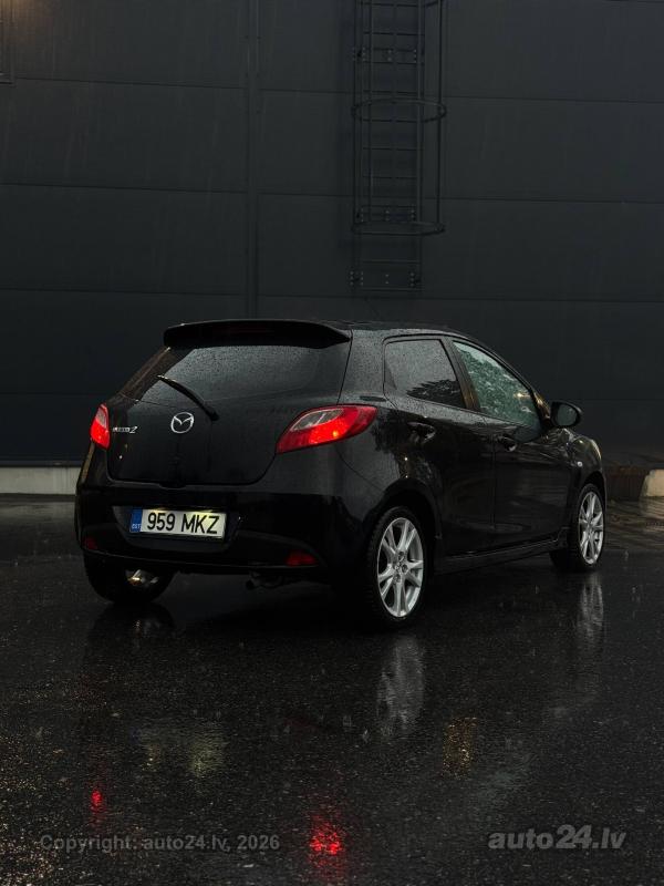 Melns Mazda 2 2007 Tallina, ar dzinēja tilpumu 1.50 L un nobraukumu 224 tūkst. km par 1950 €, foto 1 vietnē AUTOMOTO.COM.LV