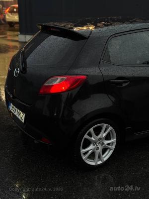 Melns Mazda 2 2007 Tallina, ar dzinēja tilpumu 1.50 L un nobraukumu 224 tūkst. km par 1950 €, foto 4 vietnē AUTOMOTO.COM.LV