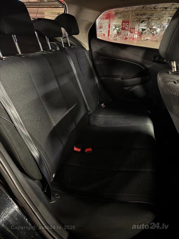 Melns Mazda 2 2007 Tallina, ar dzinēja tilpumu 1.50 L un nobraukumu 224 tūkst. km par 1950 €, foto 6 vietnē AUTOMOTO.COM.LV
