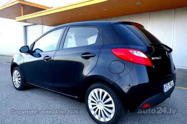 Melns Mazda 2 2008 Tartu, ar dzinēja tilpumu 1.30 L un nobraukumu 240 tūkst. km par 1390 €, foto 3 vietnē AUTOMOTO.COM.LV