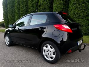Black Mazda 2 2008 in Tartu, with an engine capacity of 1.30 L and mileage of 95 thousand km for 1200 €, photo 4 on AUTOMOTO.COM.LV