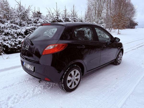 Melns Mazda 2 2009 Viļņa, ar dzinēja tilpumu 1.35 L un nobraukumu 170 tūkst. km par 1850 €, foto 1 vietnē AUTOMOTO.COM.LV