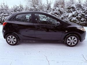 Melns Mazda 2 2009 Viļņa, ar dzinēja tilpumu 1.35 L un nobraukumu 170 tūkst. km par 1850 €, foto 3 vietnē AUTOMOTO.COM.LV