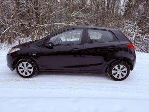 Melns Mazda 2 2009 Viļņa, ar dzinēja tilpumu 1.35 L un nobraukumu 170 tūkst. km par 1850 €, foto 6 vietnē AUTOMOTO.COM.LV
