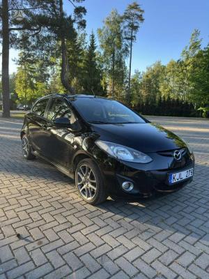 Melns Mazda 2 2013 Šauļi, ar dzinēja tilpumu 1.35 L un nobraukumu 170 tūkst. km par 2999 €, foto  vietnē AUTOMOTO.COM.LV