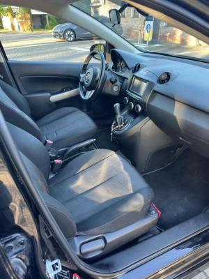 Melns Mazda 2 2013 Šauļi, ar dzinēja tilpumu 1.35 L un nobraukumu 170 tūkst. km par 2999 €, foto 10 vietnē AUTOMOTO.COM.LV