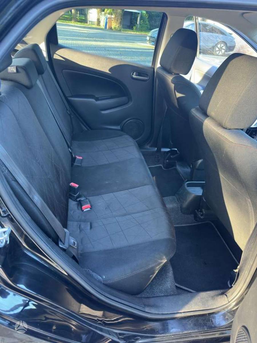 Melns Mazda 2 2013 Šauļi, ar dzinēja tilpumu 1.35 L un nobraukumu 170 tūkst. km par 2999 €, foto 14 vietnē AUTOMOTO.COM.LV