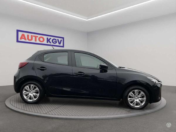 Melns Mazda 2 2015 Viļņa, ar dzinēja tilpumu 1.50 L un nobraukumu 103 tūkst. km par 4999 €, foto 5 vietnē AUTOMOTO.COM.LV