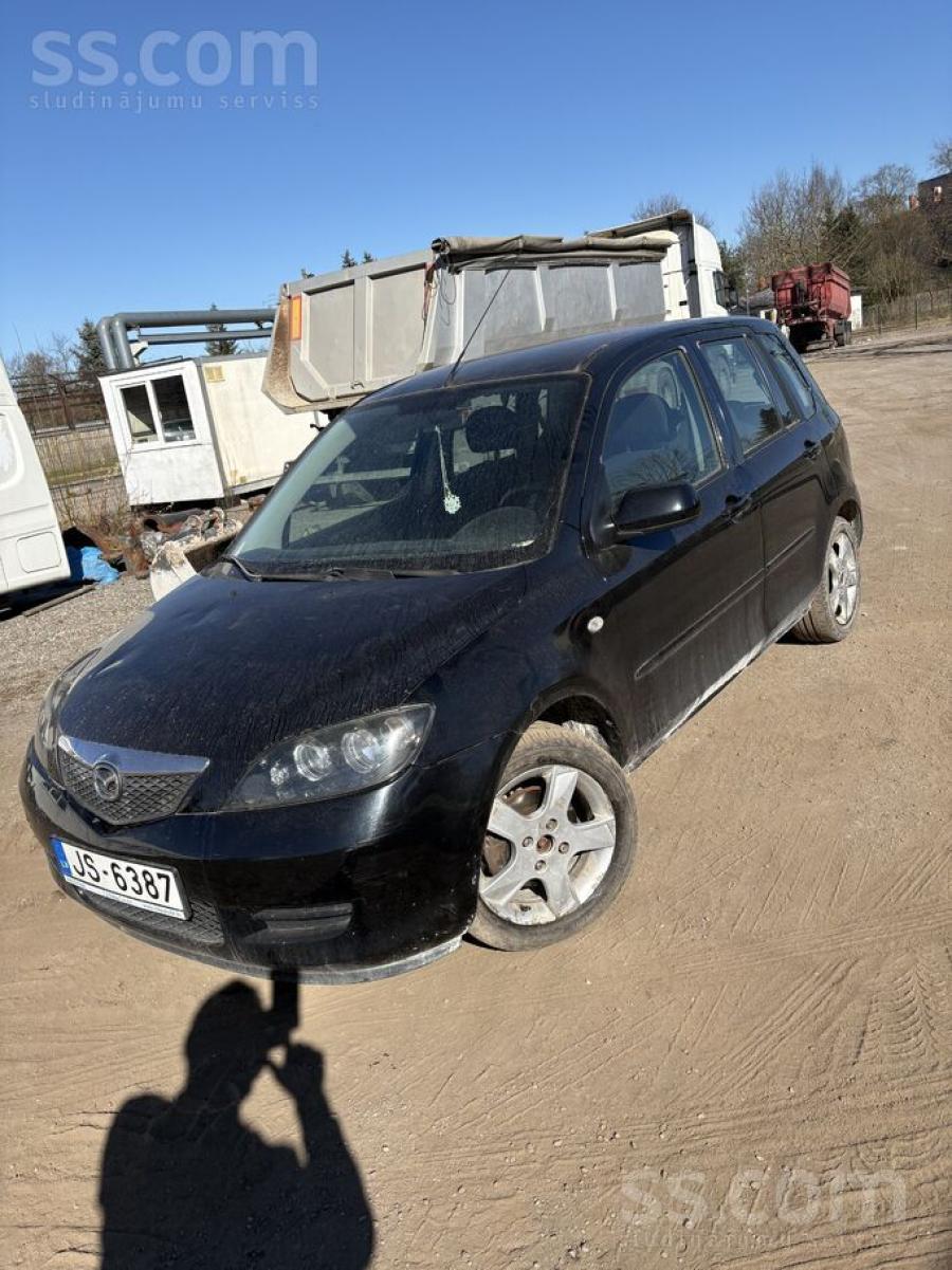 Melns Mazda 2 2006 Rīga, ar dzinēja tilpumu 1.40 L un nobraukumu 160 tūkst. km par 850 €, foto 3 vietnē AUTOMOTO.COM.LV