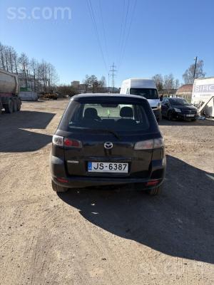 Melns Mazda 2 2006 Rīga, ar dzinēja tilpumu 1.40 L un nobraukumu 160 tūkst. km par 850 €, foto 4 vietnē AUTOMOTO.COM.LV