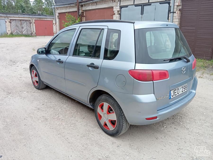 Zils Mazda 2 2005 Panevēža, ar dzinēja tilpumu 1.40 L un nobraukumu 156 tūkst. km par 1250 €, foto 3 vietnē AUTOMOTO.COM.LV