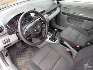 Zils Mazda 2 2005 Panevēža, ar dzinēja tilpumu 1.40 L un nobraukumu 156 tūkst. km par 1250 €, foto 13 vietnē AUTOMOTO.COM.LV