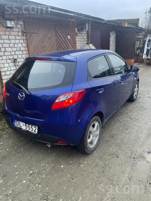 Zils Mazda 2 2008 Jūrmala, ar dzinēja tilpumu 1.40 L un nobraukumu 217 tūkst. km par 1300 €, foto 4 vietnē AUTOMOTO.COM.LV