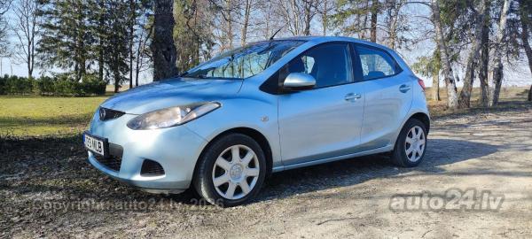 Blue Mazda 2 2008 in Tallinn, with an engine capacity of 1.30 L and mileage of 170 thousand km for 1400 €, photo 1 on AUTOMOTO.COM.LV