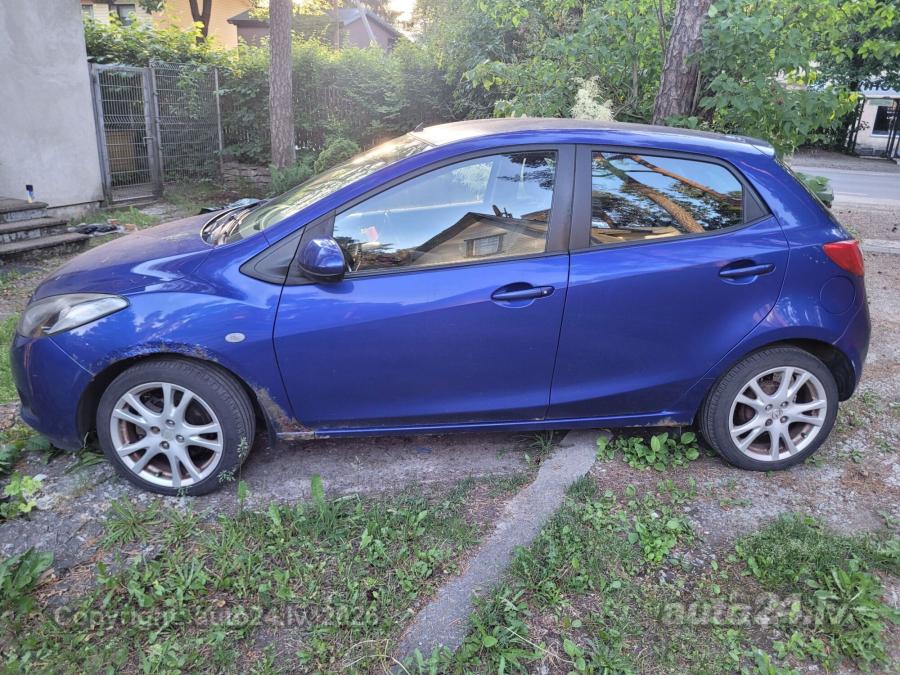 Blue Mazda 2 2008 in Tallinn, with an engine capacity of 1.50 L and mileage of 99 thousand km for 320 €, photo 1 on AUTOMOTO.COM.LV