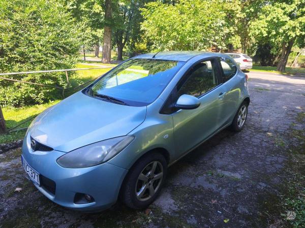 Blue Mazda 2 2008 in Kaunas, with an engine capacity of 1.40 L and mileage of 194 thousand km for 800 €, photo 1 on AUTOMOTO.COM.LV