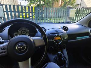 Blue Mazda 2 2008 in Kaunas, with an engine capacity of 1.40 L and mileage of 194 thousand km for 800 €, photo 6 on AUTOMOTO.COM.LV