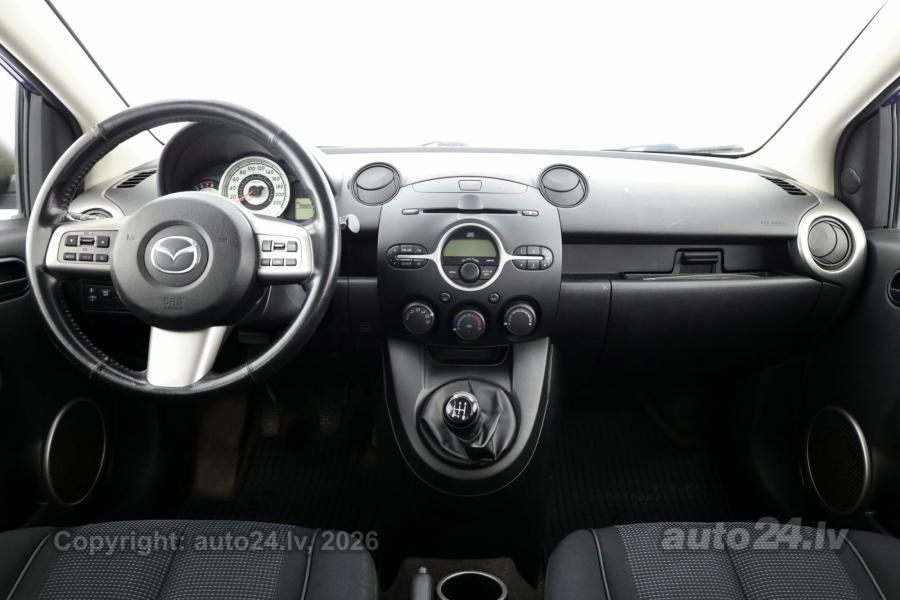 Blue Mazda 2 2008 in Tallinn, with an engine capacity of 1.50 L and mileage of 98 thousand km for 1399 €, photo 6 on AUTOMOTO.COM.LV