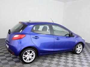 Blue Mazda 2 2008 in Tallinn, with an engine capacity of 1.50 L and mileage of 98 thousand km for 1399 €, photo 11 on AUTOMOTO.COM.LV