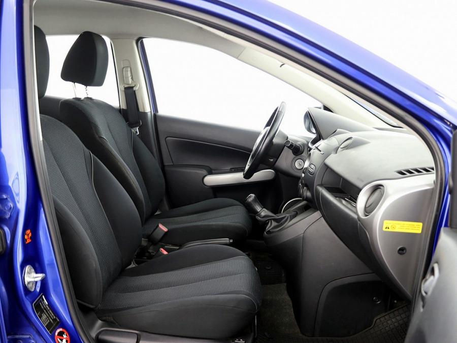 Blue Mazda 2 2008 in Tallinn, with an engine capacity of 1.50 L and mileage of 98 thousand km for 1399 €, photo 14 on AUTOMOTO.COM.LV