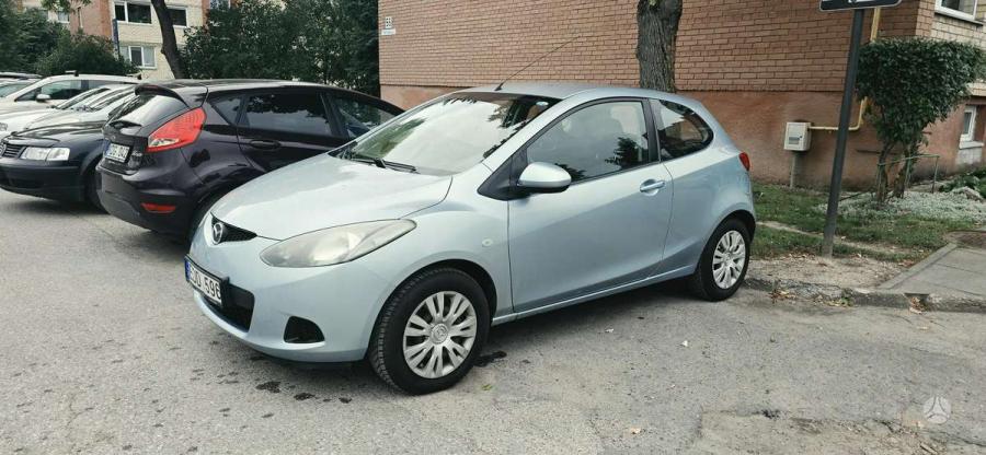 Zils Mazda 2 2008 Kauņa, ar dzinēja tilpumu 1.35 L un nobraukumu 201 tūkst. km par 1350 €, foto 3 vietnē AUTOMOTO.COM.LV