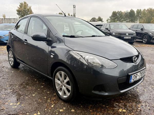 Zils Mazda 2 2009 Rīga, ar dzinēja tilpumu 1.30 L un nobraukumu 0 tūkst. km par 2390 €, foto 4 vietnē AUTOMOTO.COM.LV