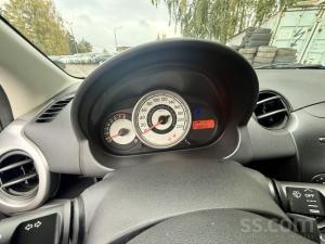 Zils Mazda 2 2009 Rīga, ar dzinēja tilpumu 1.30 L un nobraukumu 0 tūkst. km par 2390 €, foto 10 vietnē AUTOMOTO.COM.LV