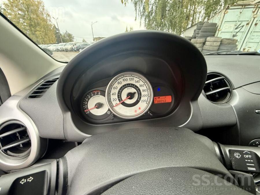 Zils Mazda 2 2009 Rīga, ar dzinēja tilpumu 1.30 L un nobraukumu 0 tūkst. km par 2390 €, foto 10 vietnē AUTOMOTO.COM.LV