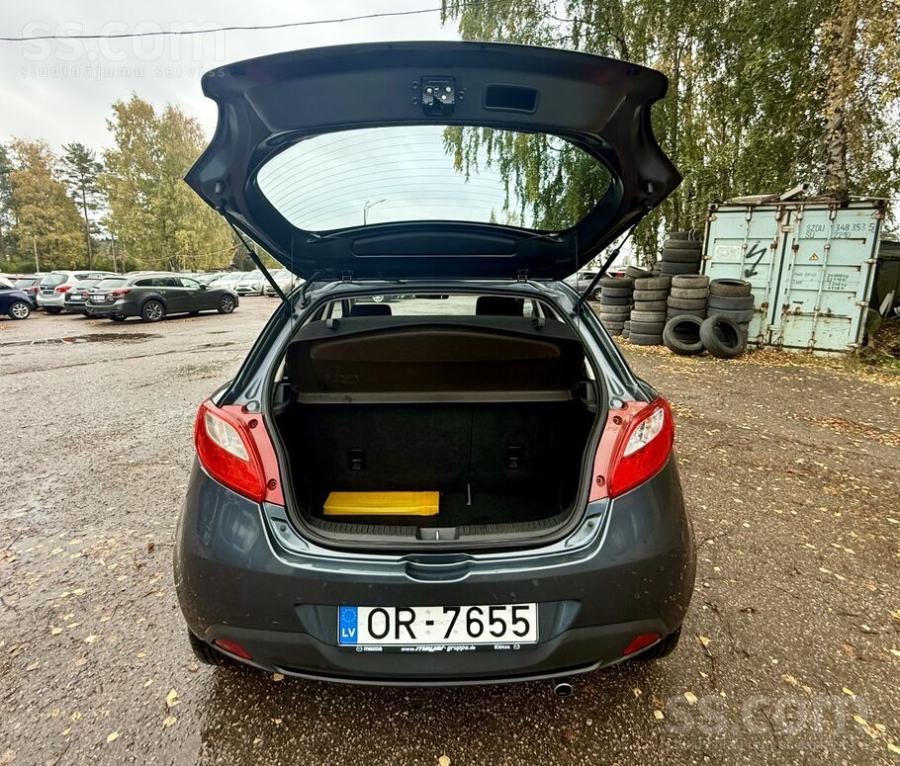 Zils Mazda 2 2009 Rīga, ar dzinēja tilpumu 1.30 L un nobraukumu 0 tūkst. km par 2390 €, foto 22 vietnē AUTOMOTO.COM.LV