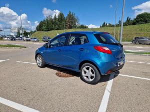 Blue Mazda 2 2010 in Vilnius, with an engine capacity of 1.35 L and mileage of 166 thousand km for 1470 €, photo 5 on AUTOMOTO.COM.LV