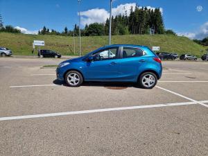 Blue Mazda 2 2010 in Vilnius, with an engine capacity of 1.35 L and mileage of 166 thousand km for 1470 €, photo 8 on AUTOMOTO.COM.LV