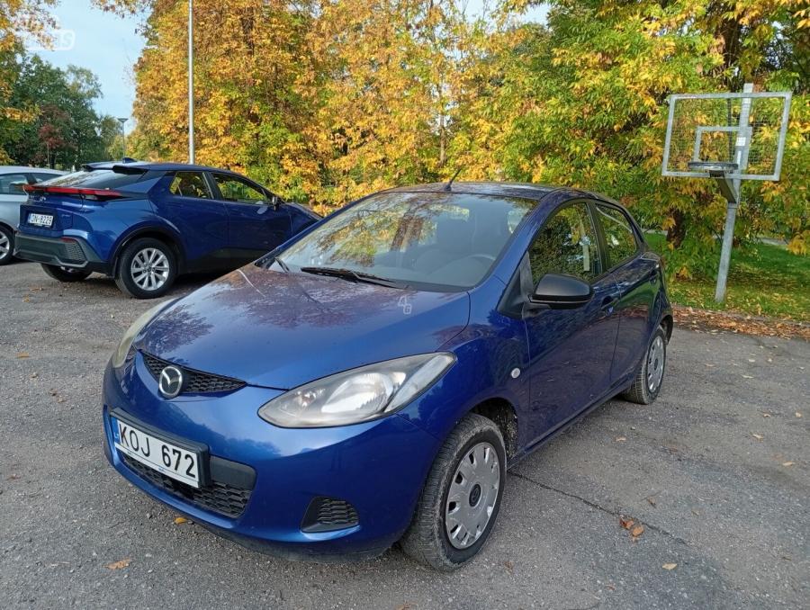 Blue Mazda 2 2011 in Klaipeda, with an engine capacity of 1.40 L and mileage of 195 thousand km for 1400 €, photo 1 on AUTOMOTO.COM.LV