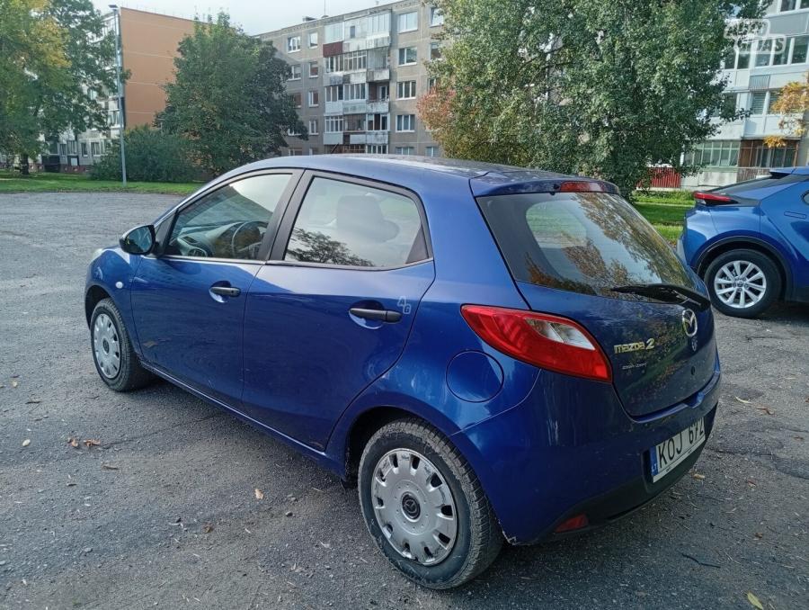 Blue Mazda 2 2011 in Klaipeda, with an engine capacity of 1.40 L and mileage of 195 thousand km for 1400 €, photo 5 on AUTOMOTO.COM.LV