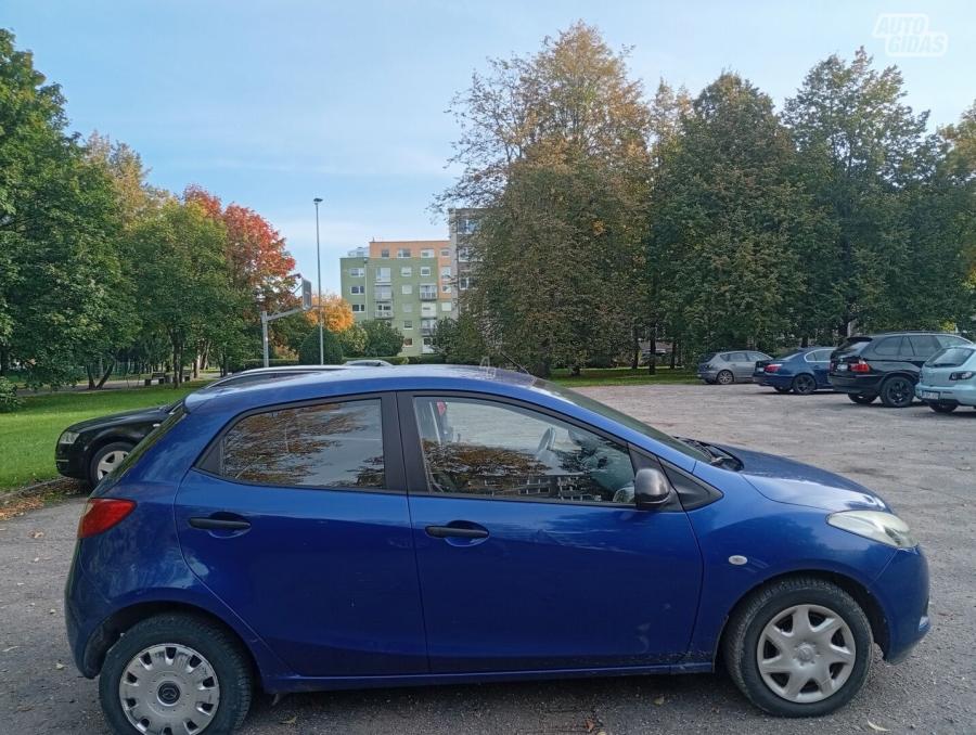 Blue Mazda 2 2011 in Klaipeda, with an engine capacity of 1.40 L and mileage of 195 thousand km for 1400 €, photo 6 on AUTOMOTO.COM.LV