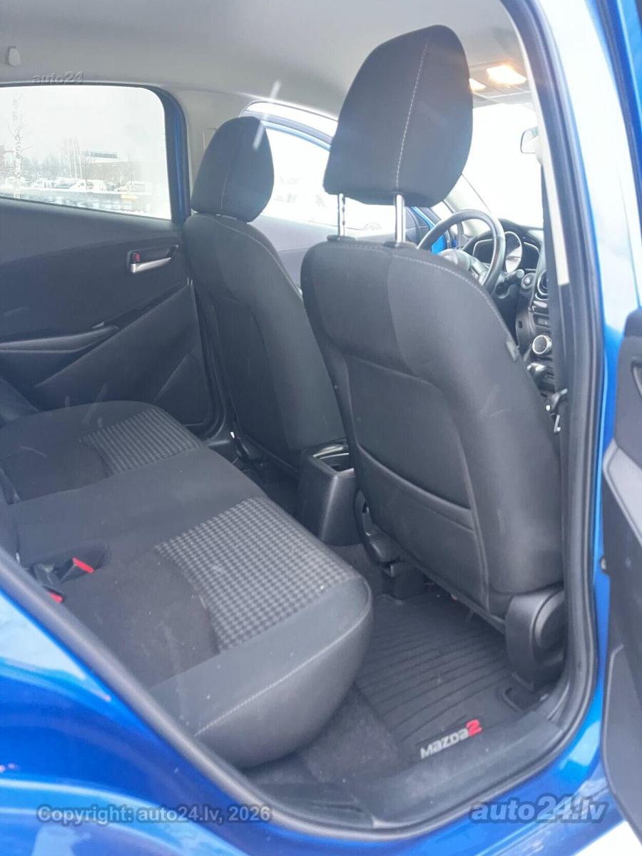 Zils Mazda 2 2019 Tallina, ar dzinēja tilpumu 1.50 L un nobraukumu 58 tūkst. km par 9100 €, foto 8 vietnē AUTOMOTO.COM.LV