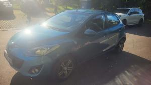 Zils Mazda 2 2011 Panevēža, ar dzinēja tilpumu 1.30 L un nobraukumu 185 tūkst. km par 2499 €, foto 4 vietnē AUTOMOTO.COM.LV