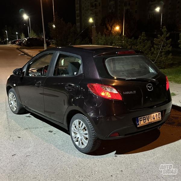 Brown Mazda 2 2010 in Vilnius, with an engine capacity of 1.50 L and mileage of 126 thousand km for 1375 €, photo 6 on AUTOMOTO.COM.LV