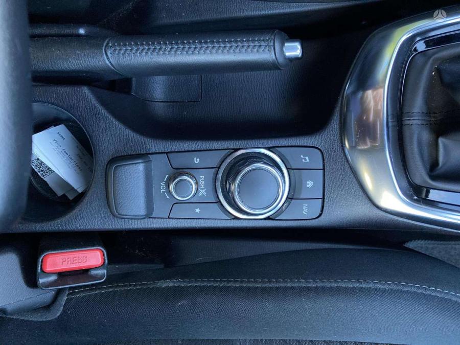 Brūns Mazda 2 2017 Viļņa, ar dzinēja tilpumu 1.50 L un nobraukumu 229 tūkst. km par 7000 €, foto 7 vietnē AUTOMOTO.COM.LV
