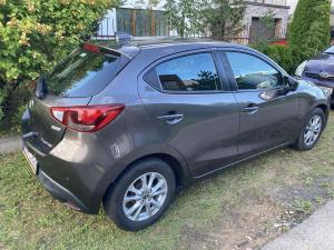 Brūns Mazda 2 2017 Viļņa, ar dzinēja tilpumu 1.50 L un nobraukumu 229 tūkst. km par 7000 €, foto 14 vietnē AUTOMOTO.COM.LV