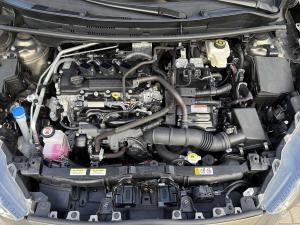 Brūns Mazda 2 2022 Viļņa, ar dzinēja tilpumu 1.49 L un nobraukumu 40 tūkst. km par 16900 €, foto 24 vietnē AUTOMOTO.COM.LV