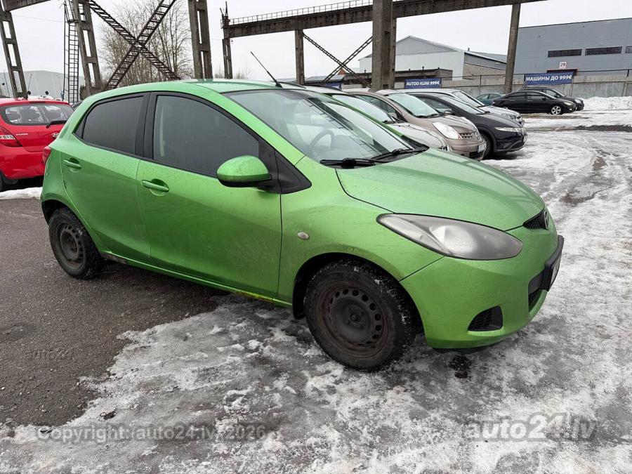Green Mazda 2 2007 in Tallinn, with an engine capacity of 1.30 L and mileage of 262 thousand km for 799 €, photo 1 on AUTOMOTO.COM.LV