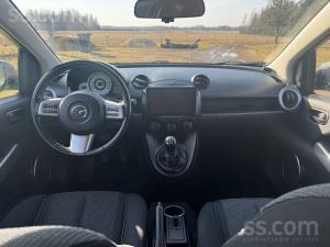 Zaļš Mazda 2 2007 Aizkraukle, ar dzinēja tilpumu 1.50 L un nobraukumu 216 tūkst. km par 3000 €, foto 5 vietnē AUTOMOTO.COM.LV