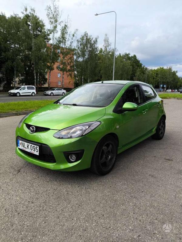 Zaļš Mazda 2 2008 Panevēža, ar dzinēja tilpumu 1.50 L un nobraukumu 206 tūkst. km par 1950 €, foto 7 vietnē AUTOMOTO.COM.LV
