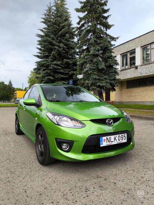 Zaļš Mazda 2 2008 Panevēža, ar dzinēja tilpumu 1.50 L un nobraukumu 206 tūkst. km par 1950 €, foto 9 vietnē AUTOMOTO.COM.LV