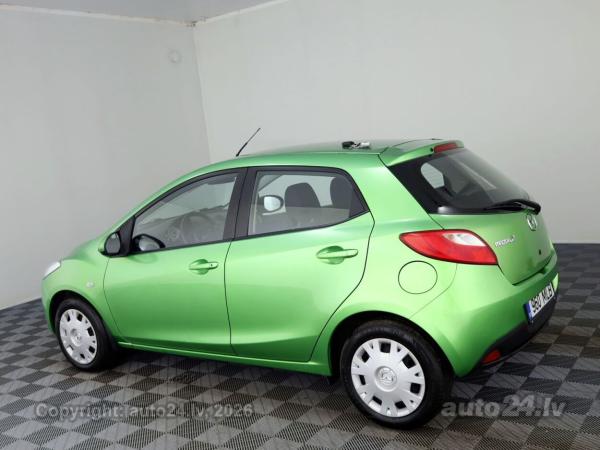 Zaļš Mazda 2 2008 Tallina, ar dzinēja tilpumu 1.30 L un nobraukumu 139 tūkst. km par 1999 €, foto 4 vietnē AUTOMOTO.COM.LV