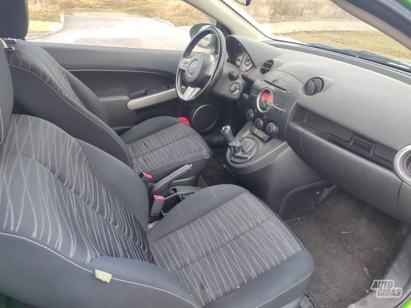Zaļš Mazda 2 2009 Marijampole, ar dzinēja tilpumu 1.40 L un nobraukumu 236 tūkst. km par 1450 €, foto 8 vietnē AUTOMOTO.COM.LV